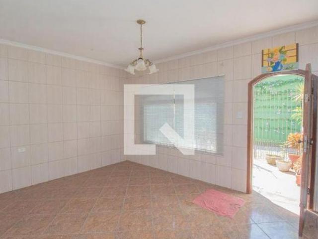 Casa à Venda Jardim, 3 Quartos, 107 m2