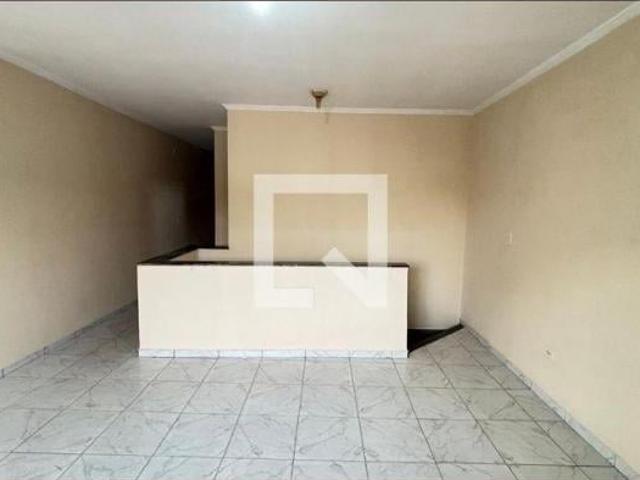 Casa à Venda Jardim, 3 Quartos, 130 m2