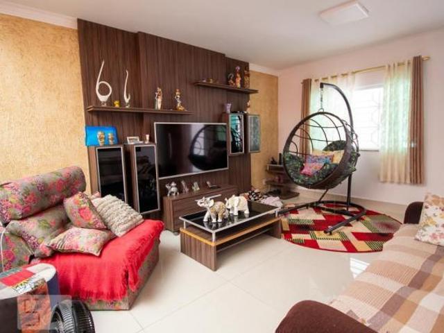 Casa à Venda Jardim, 3 Quartos, 140 m2