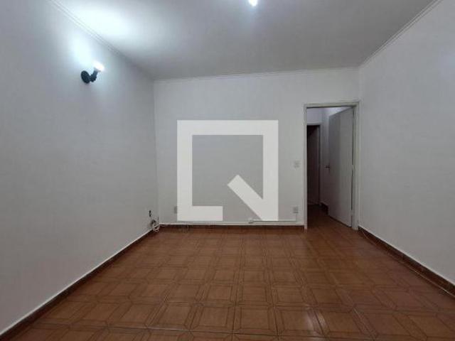 Casa à Venda Jardim, 3 Quartos, 143 m2