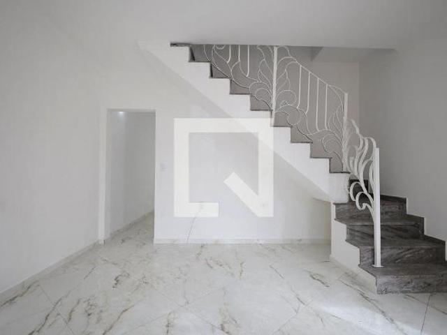 Casa à Venda Jardim, 3 Quartos, 145 m2