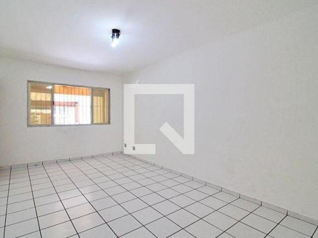 Casa à Venda Jardim, 3 Quartos, 147 m2