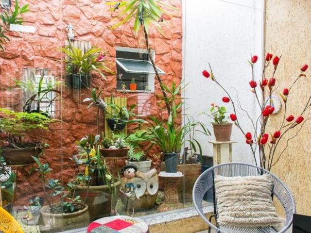Casa à Venda Jardim, 3 Quartos, 173 m2