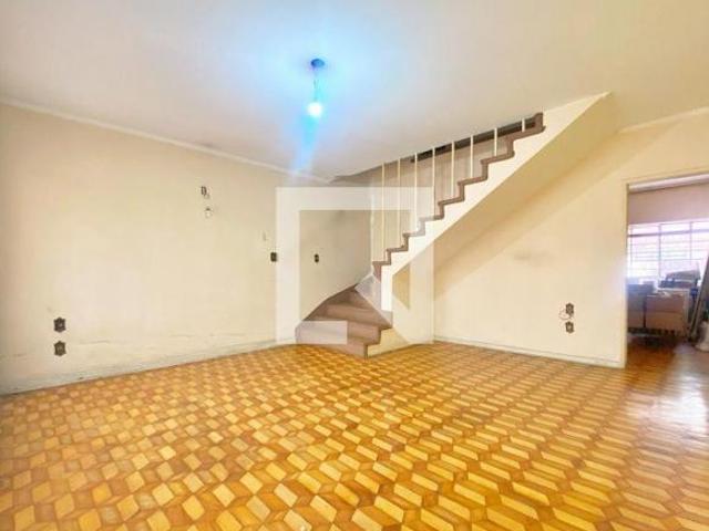 Casa à Venda Jardim, 3 Quartos, 186 m2