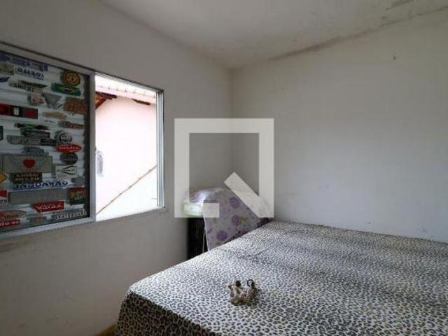 Casa à Venda Jardim, 3 Quartos, 200 m2
