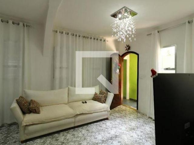 Casa à Venda Jardim, 3 Quartos, 200 m2