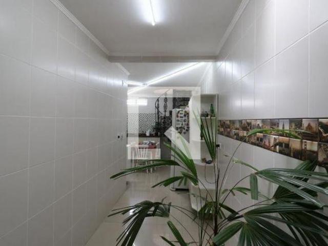 Casa à Venda Jardim, 3 Quartos, 200 m2