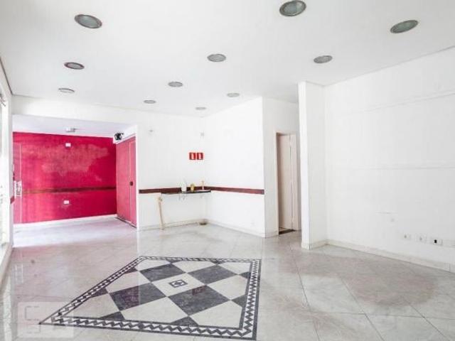 Casa à Venda Jardim, 3 Quartos, 220 m2