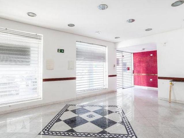 Casa à Venda Jardim, 3 Quartos, 220 m2