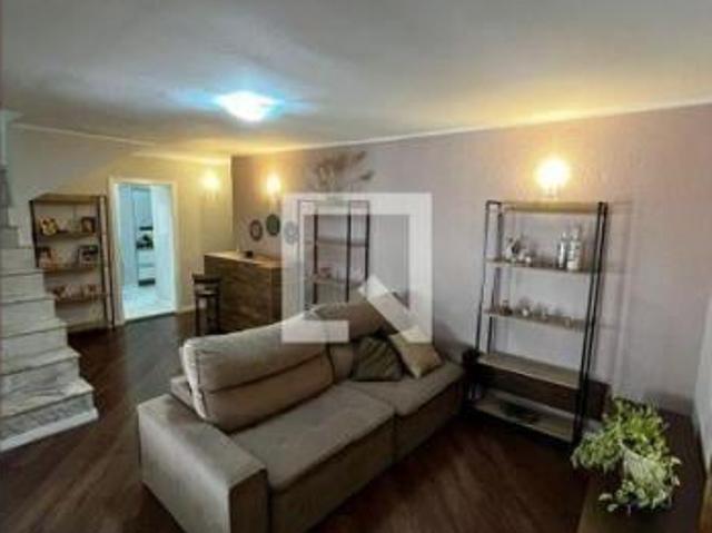 Casa à Venda Jardim, 3 Quartos, 240 m2