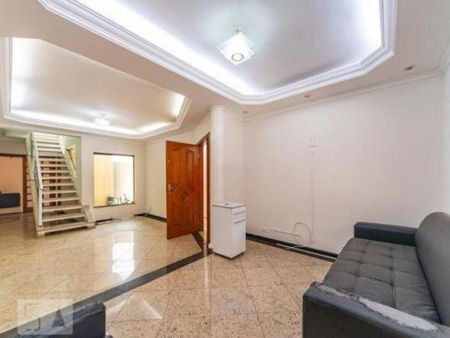 Casa à Venda Jardim, 4 Quartos, 286 m2