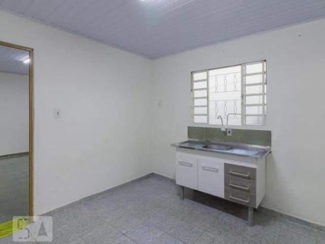 Casa à Venda Jardim, 6 Quartos, 130 m2