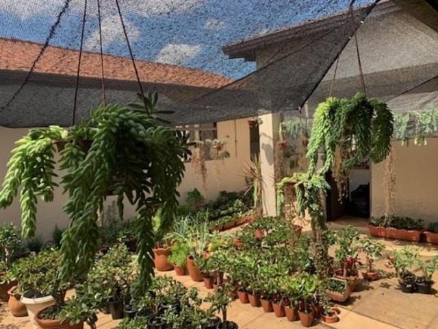 Casa à Venda Jd. GARCIA px. Posto Saúde/Igreja, 3 quartos 300m2ter x 175m2constr, ótima, churras
