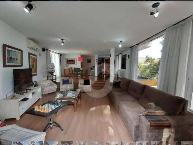CASA A VENDA JD MARACA