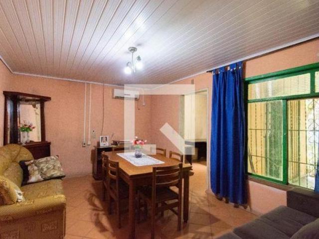 Casa à Venda Olaria, 2 Quartos, 93 m² Canoas