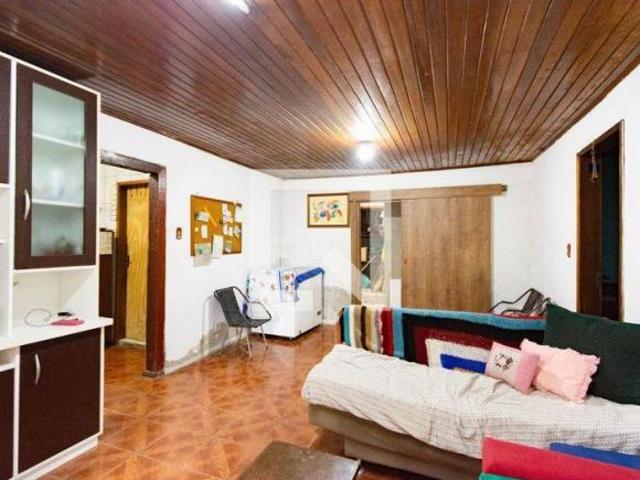 Casa à Venda Olaria, 2 Quartos, 160 m² Canoas
