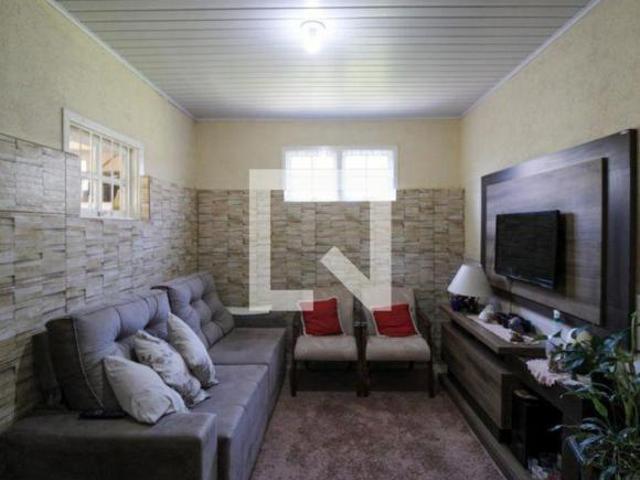 Casa à Venda Olaria, 3 Quartos, 140 m² Canoas