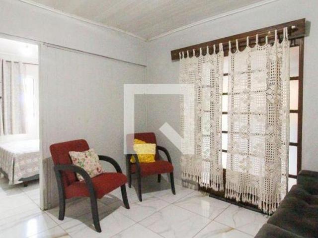 Casa à Venda Olaria, 7 Quartos, 60 m² Canoas