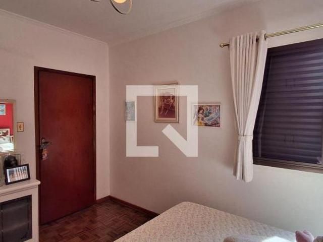 Casa à Venda Olímpico, 3 Quartos, 240 m2