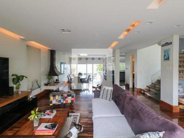 Casa à Venda Olímpico, 3 Quartos, 380 m² São Caetano do Sul