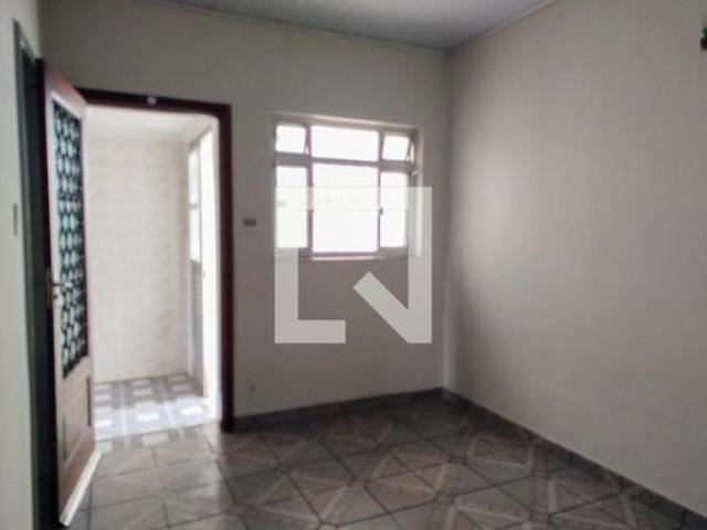 Casa à Venda Olímpico, 2 Quartos, 168 m² São Caetano do Sul