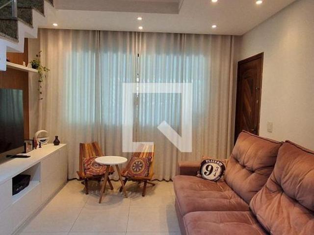 Casa à Venda Olímpico, 4 Quartos, 225 m2