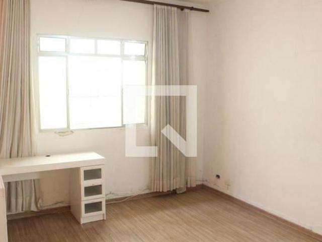 Casa à Venda Olímpico, 4 Quartos, 300 m2