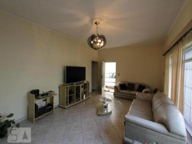 Casa à Venda Oswaldo Cruz, 2 Quartos, 100 m2