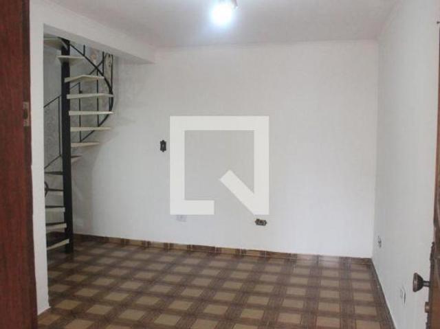Casa à Venda Oswaldo Cruz, 2 Quartos, 210 m2