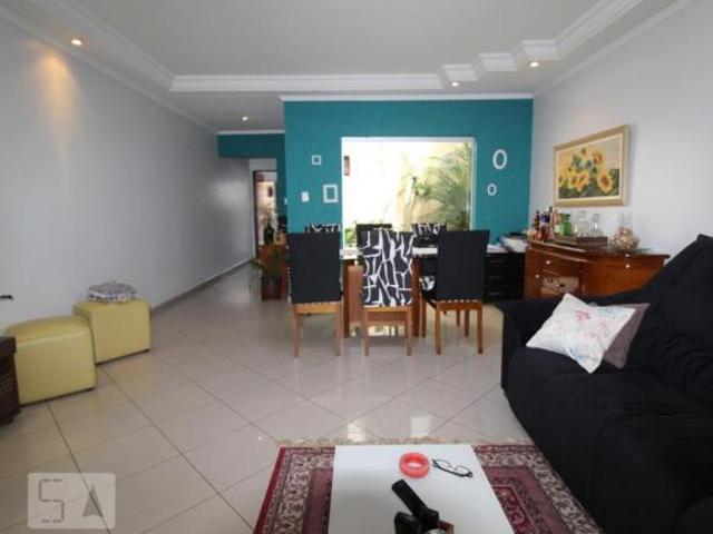 Casa à Venda Oswaldo Cruz, 3 Quartos, 200 m² São Caetano do Sul