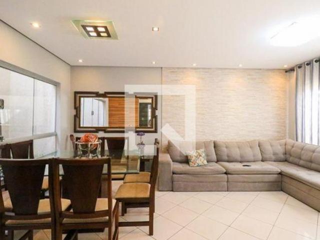 Casa à Venda Oswaldo Cruz, 3 Quartos, 220 m2