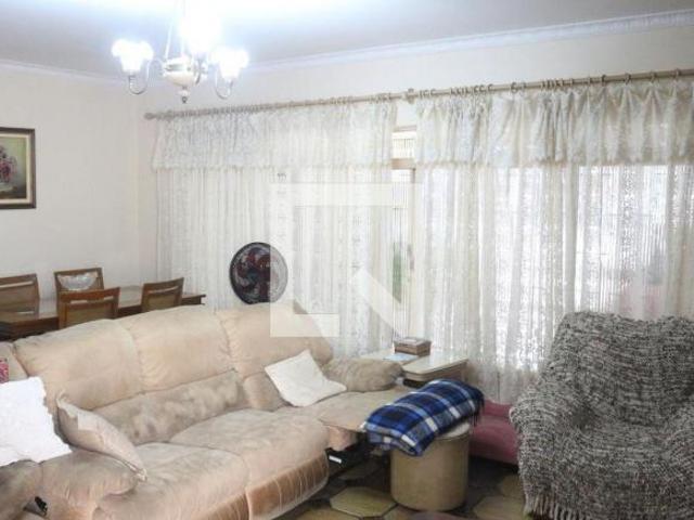 Casa à Venda Oswaldo Cruz, 4 Quartos, 220 m2