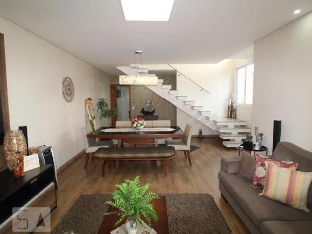 Casa à Venda Oswaldo Cruz, 4 Quartos, 240 m² São Caetano do Sul