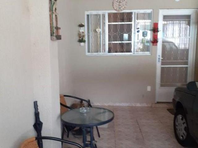 CASA A VENDA OTIMOEDICULA BOA PARA 2 FAMILIA COM 3 DORMITORIOS SUITEBUTANTA