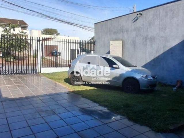 CASA À VENDA – ÓTIMA LOCALIZAÇÃO!