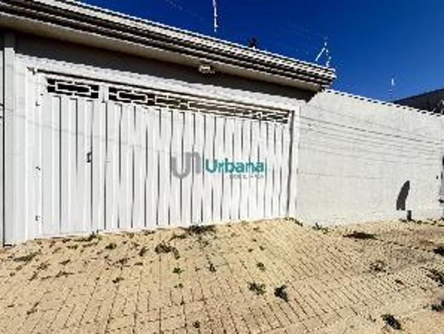 Casa à Venda ou aluguel em Vila Nery, São Carlos: 3 Dorms, 127m.² Imobiliária Urbana