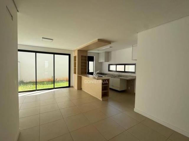 CASA À VENDA OU LOCAÇÃO NO BAIRRO NOVA CAMPINAS EM CAMPINAS/SP