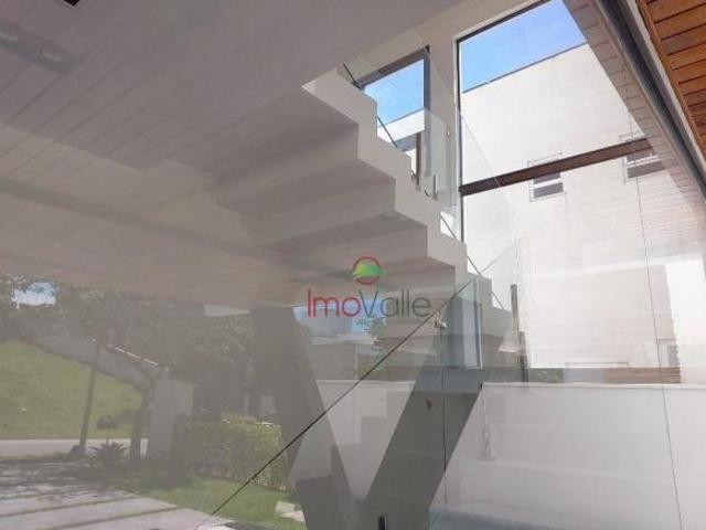 Casa à venda ou locação no condomínio Alphaville