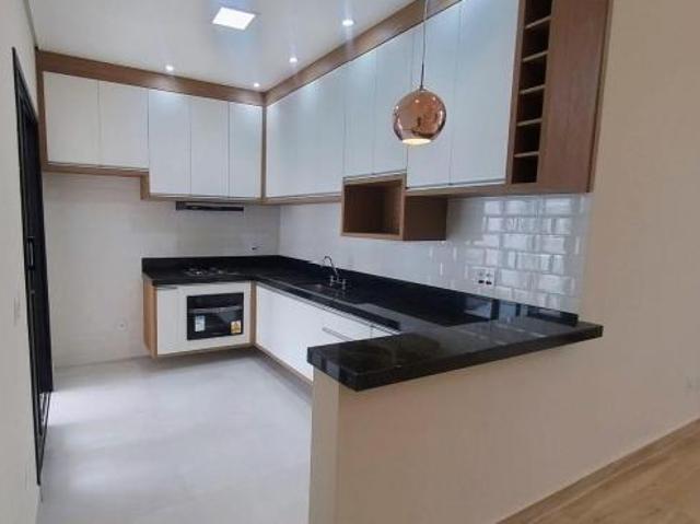 Casa à Venda ou Locação no Condomínio Jardim Mantova Residencial – Indaiatuba/SP
