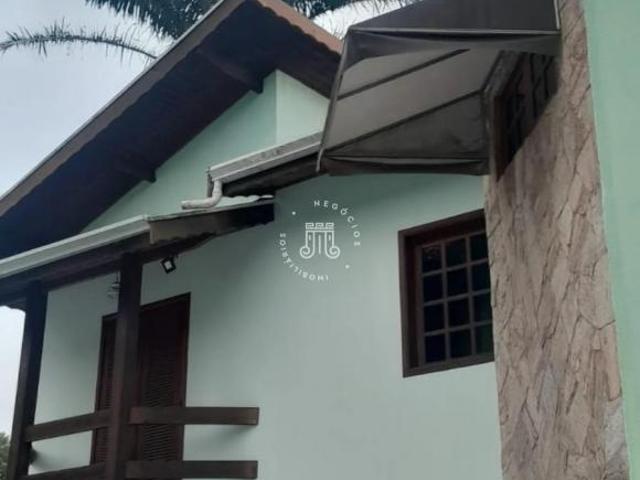 CASA A VENDA OU LOCAÇÃO NO CONDOMÍNIO VISTA VERDE CAXAMBU JUNDIAÍ