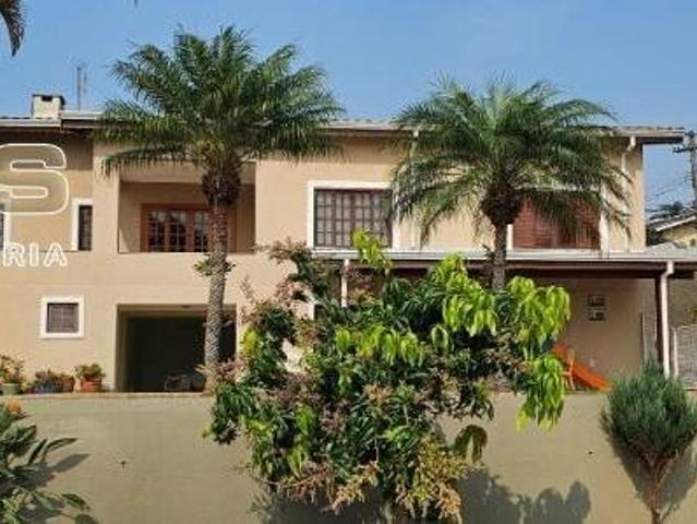 Casa a venda ou locação Casa frente com 03 dormitórios sendo 01 suite,Sala de estar e Jantar, p