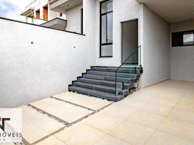 Casa a venda ou locação com 03 dormitórios no Jardim do Lago em Atibaia