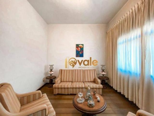 Casa à venda ou locação, 400 m² Centro Jacareí/SP