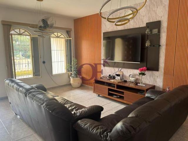 CASA À VENDA OU PERMUTA NO RECANTO QUARTO CENTENÁRIO – JUNDIAÍ/SP