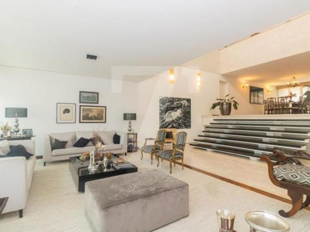 Casa à venda oulocação localizada no Jardim Guedala