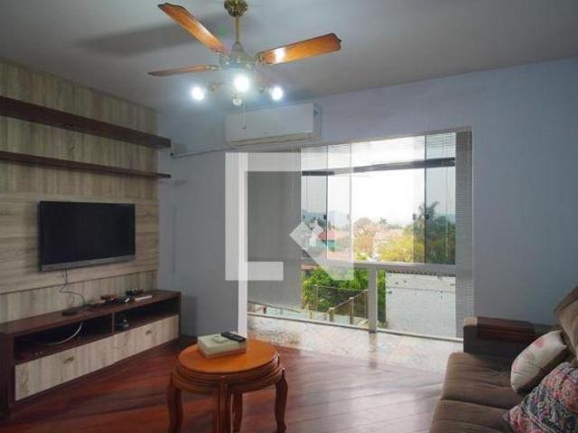 Casa à Venda Ouro Branco, 3 Quartos, 381 m² Novo Hamburgo