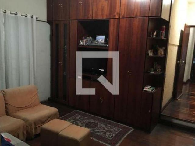 Casa à Venda Ouro Preto, 4 Quartos, 180 m² Belo Horizonte