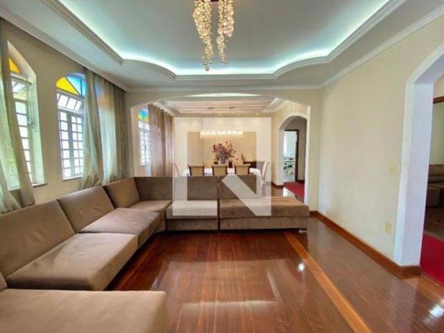Casa à Venda Ouro Preto, 5 Quartos, 380 m2