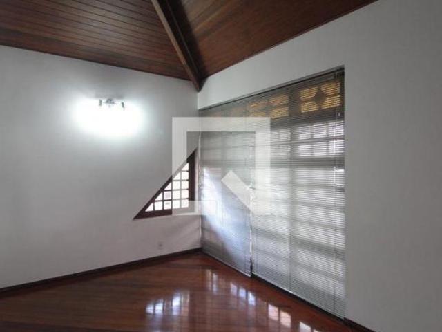 Casa à Venda Ouro Preto, 5 Quartos, 497 m² Belo Horizonte