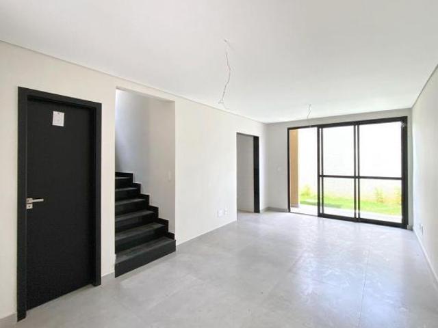 Casa à Venda Ouro Preto, 3 Quartos, 120 m2